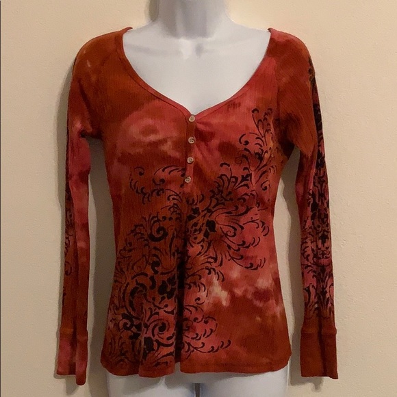 Lucy | Tops | Lucy Henna Patterned Cotton V Neck Longsleeve | Poshmark